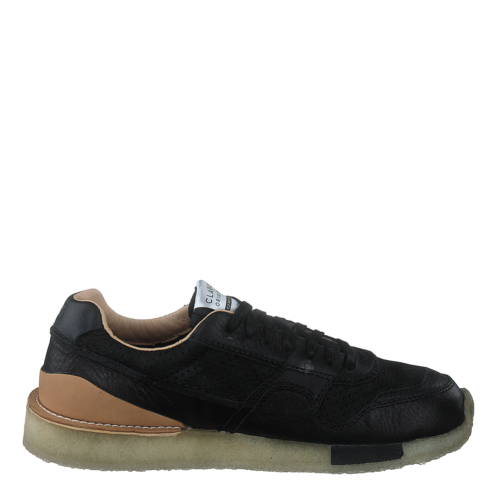 Clarks Originals Torrun Black Leather | Caliroots.com